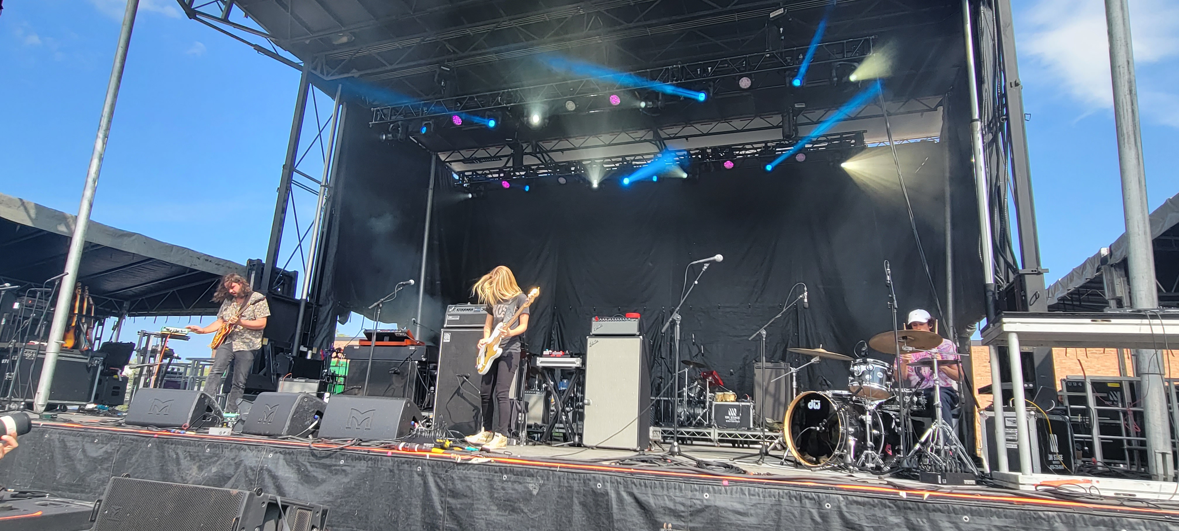 Music Fans Go All IN and Find A Miracle In Mundelein | Slide and Banjo